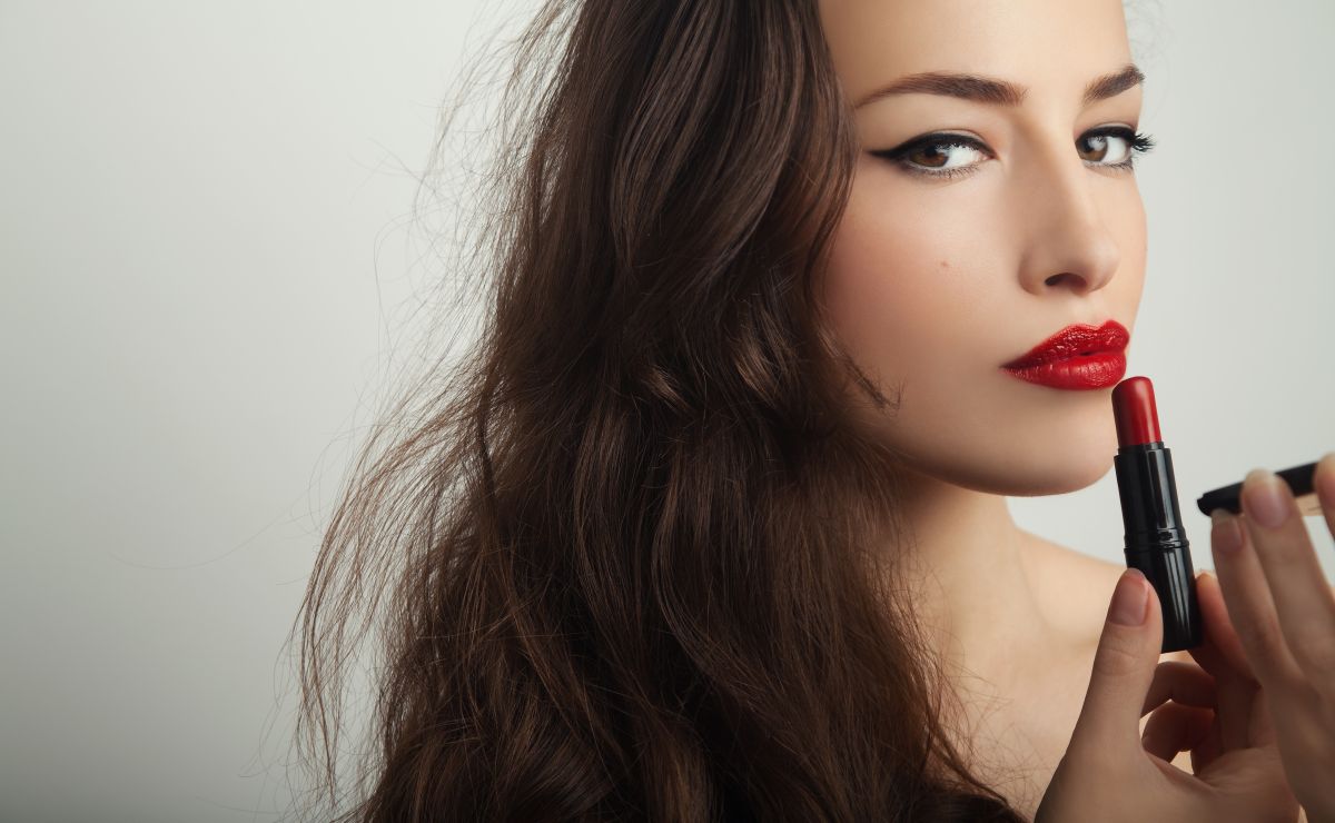 Cómo escoger el labial adecuado según tu tono de piel - Bien Bonita