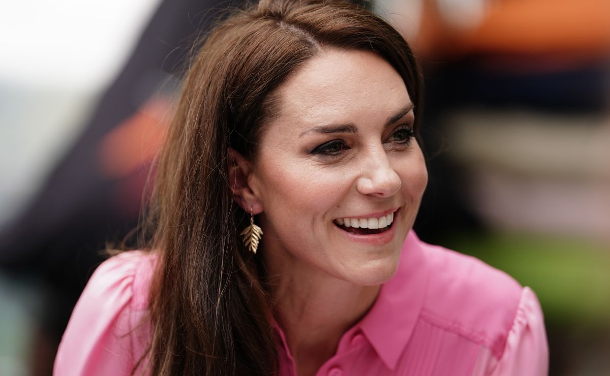 Look del día: Kate Middleton se une al estilo "Barbie Core" con un vestido de seda rosa - Bien ...