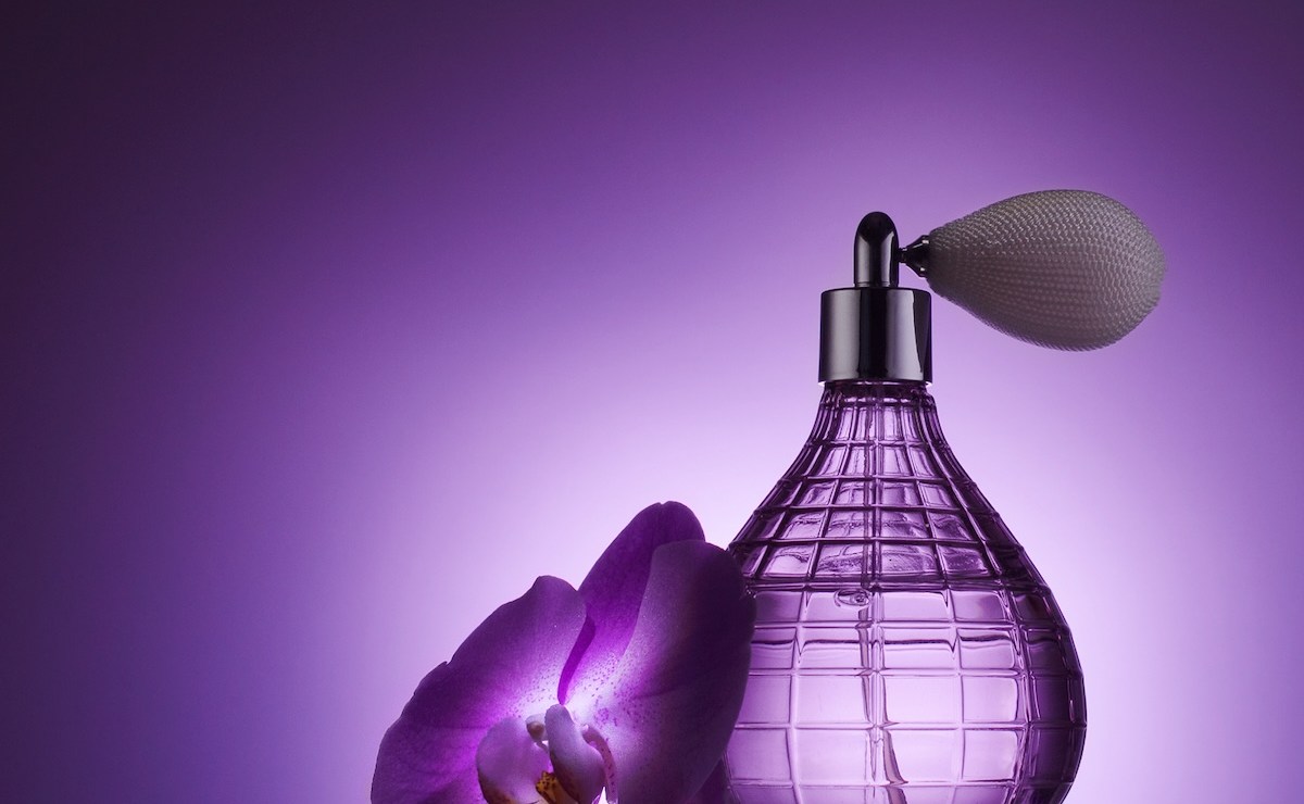 7 perfumes con notas de violeta para conseguir un aroma floral y muy ...