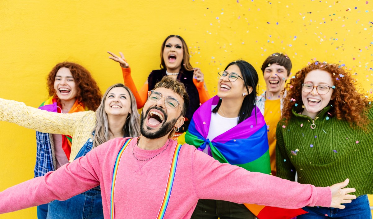 Mes del orgullo LGBT: cómo vestir de colores para celebrar el movimiento - Bien Bonita