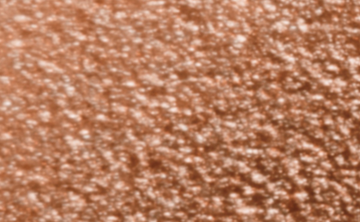 Maquillaje Mocha Mousse: cómo usar el color del 2025 en tus looks ...